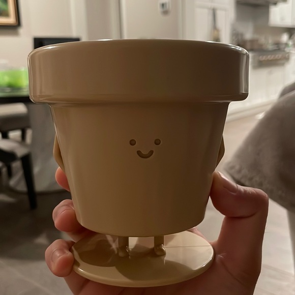 Other | Standing Smiley Face Pot | Poshmark